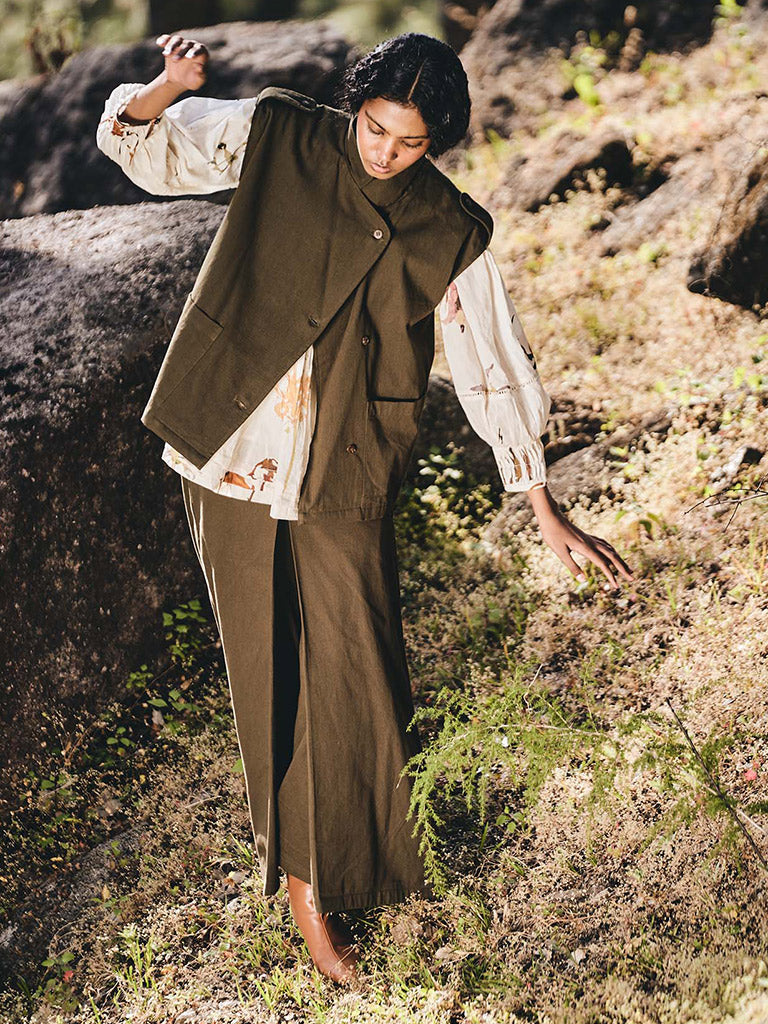 Safari Jacket | Womens Green Twill Jacket | Khara Kapas | IKKIVI